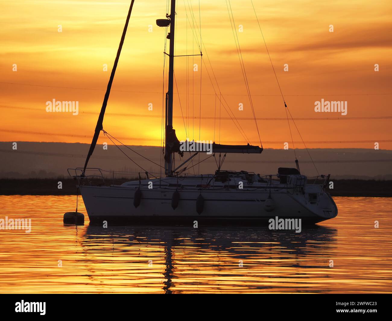 Queenborough, Kent, UK. 1st Feb, 2024. UK Weather: stunning Saharan ...