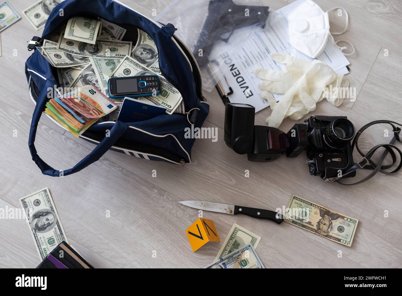 Stacks cash money bag hi-res stock photography and images - Alamy