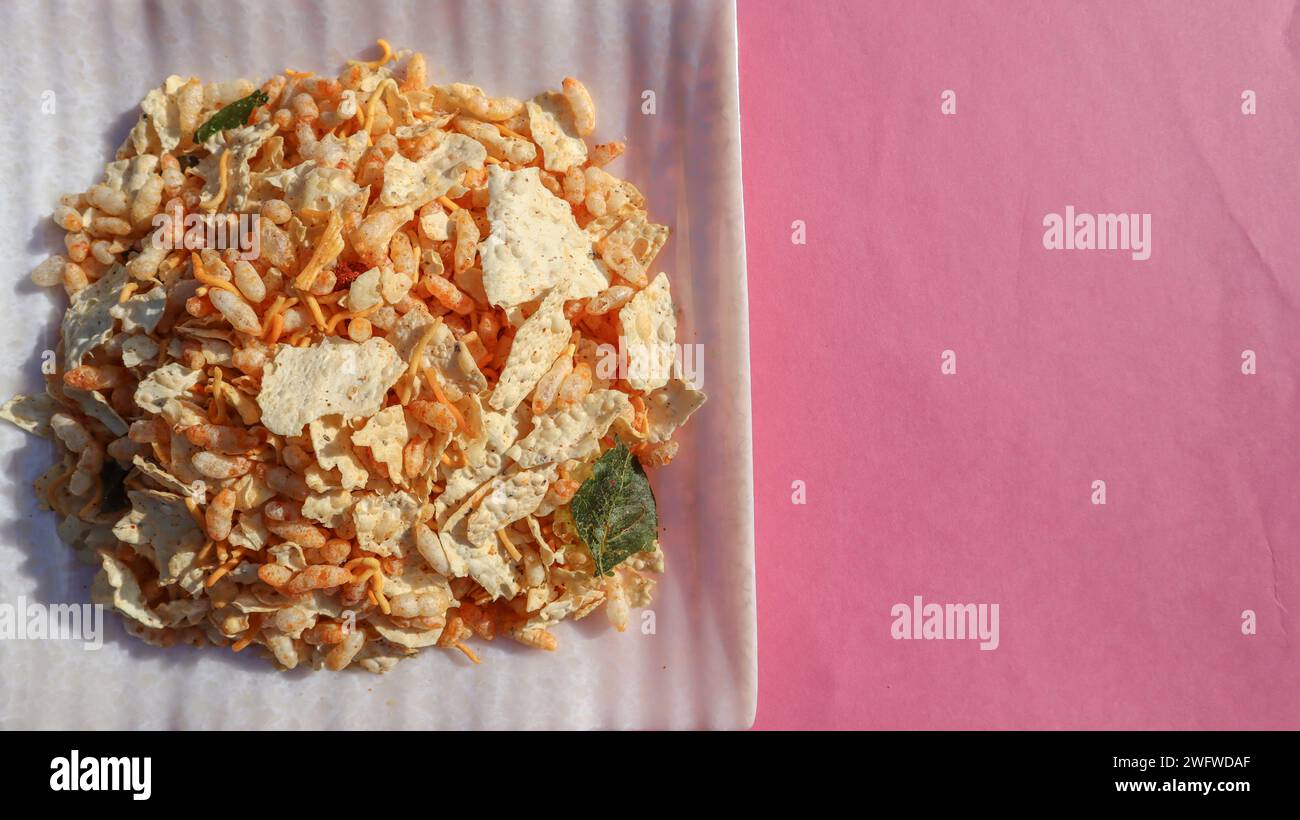 Poppadam hi-res stock photography and images - Alamy