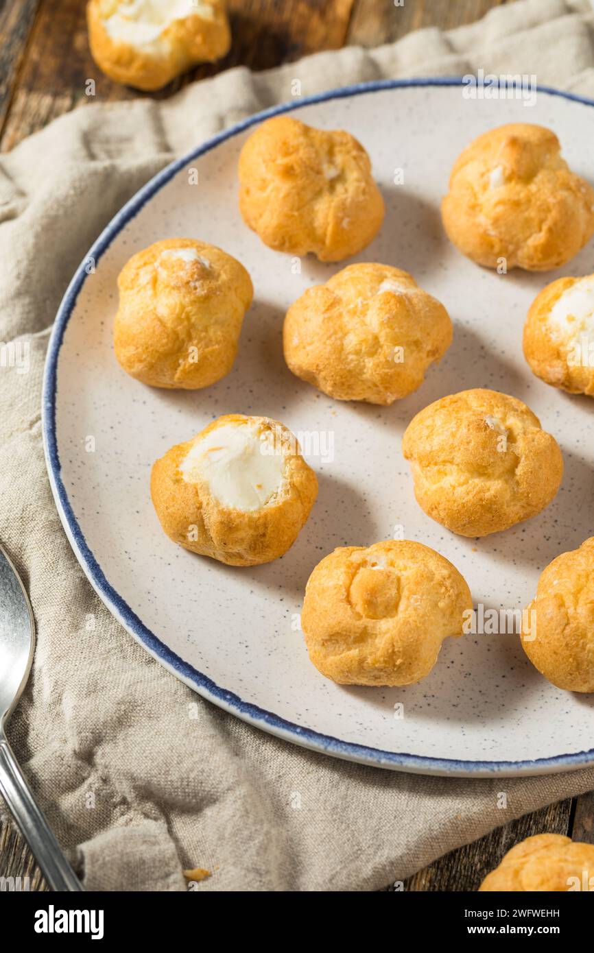 Fresh mini cream puffs hi-res stock photography and images - Alamy