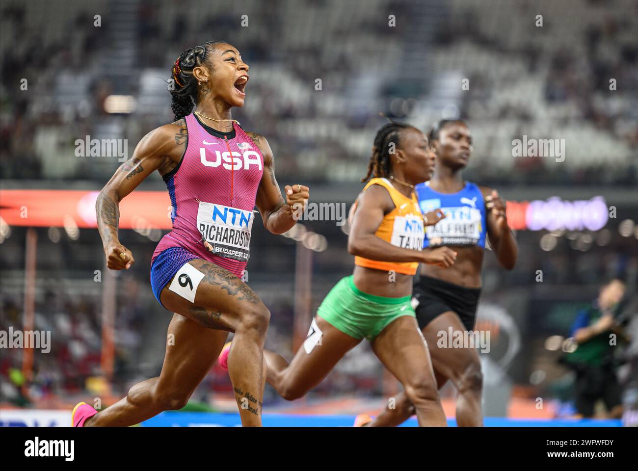 Sha'Carri RICHARDSON winning in the 100 meters at the World Athletics ...