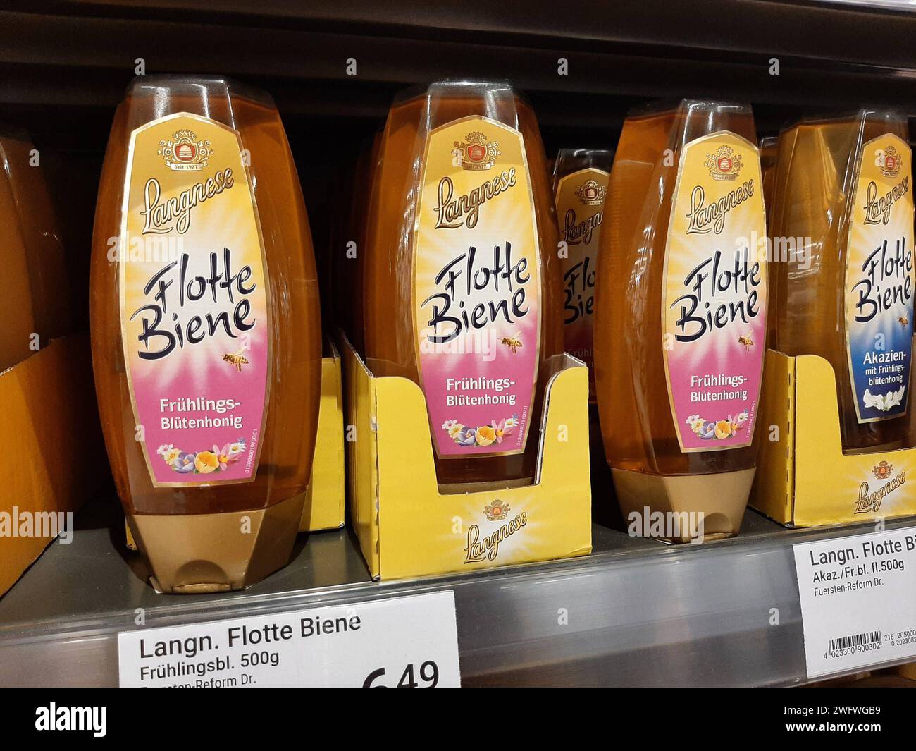 Langnese hi-res stock photography and images - Alamy