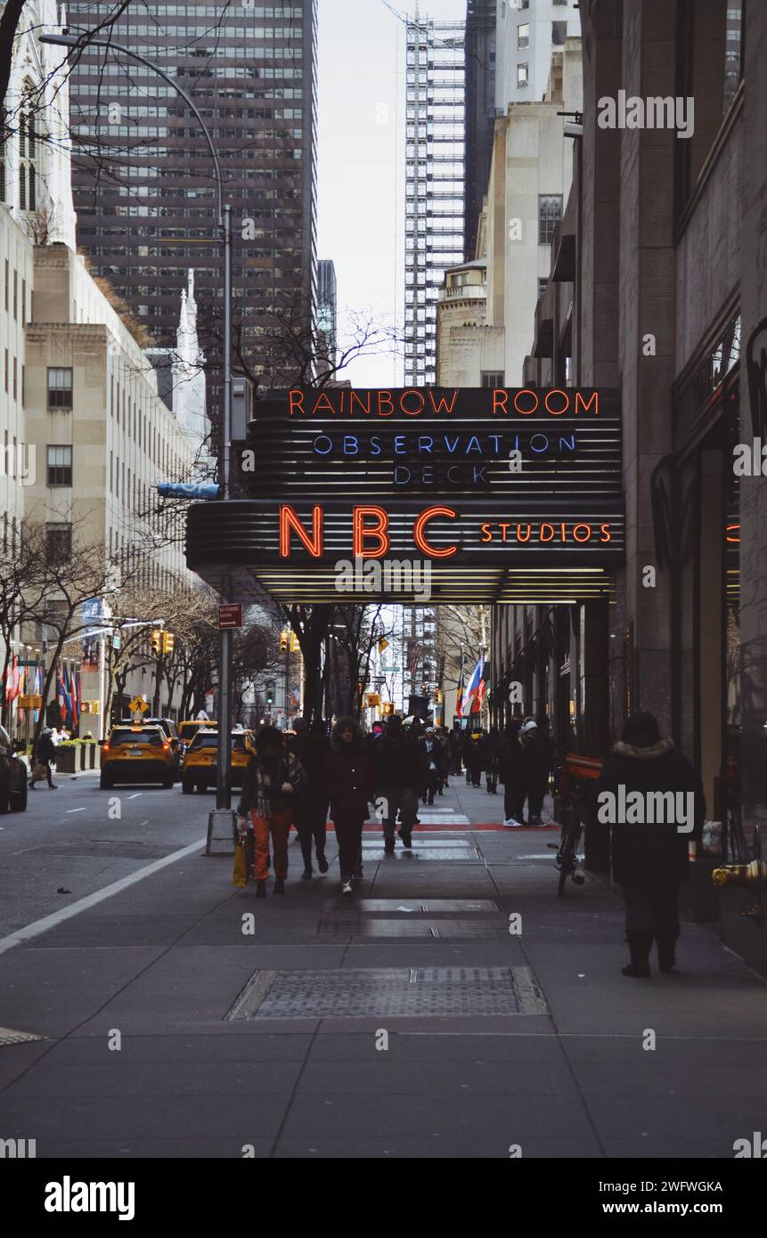 New york city building facades hi-res stock photography and images - Alamy