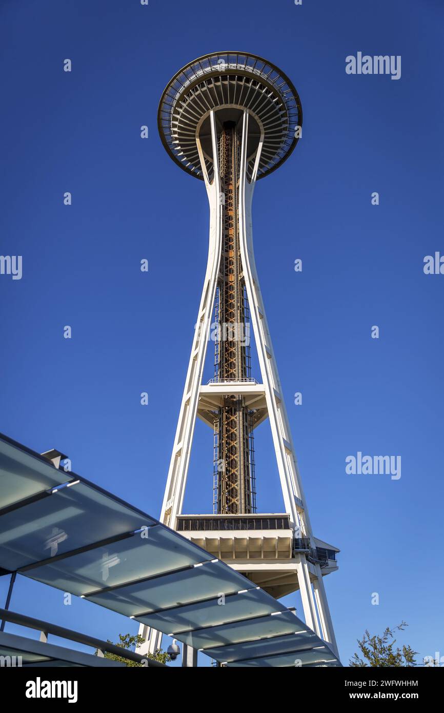 Seattles iconic downtown attraction hi-res stock photography and images ...