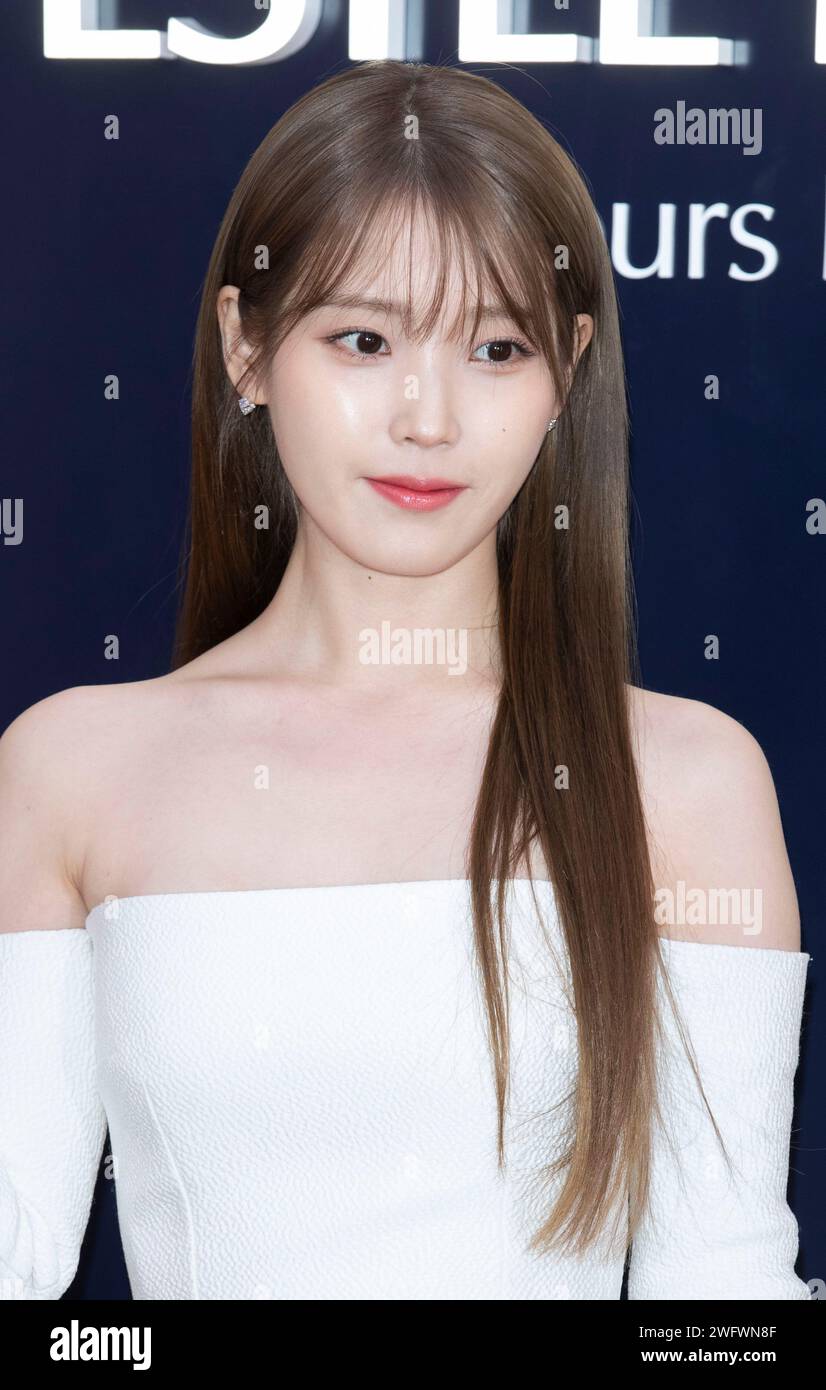 Seoul, South Korea. 1st Feb, 2024. South Korean singer and actress Lee ...