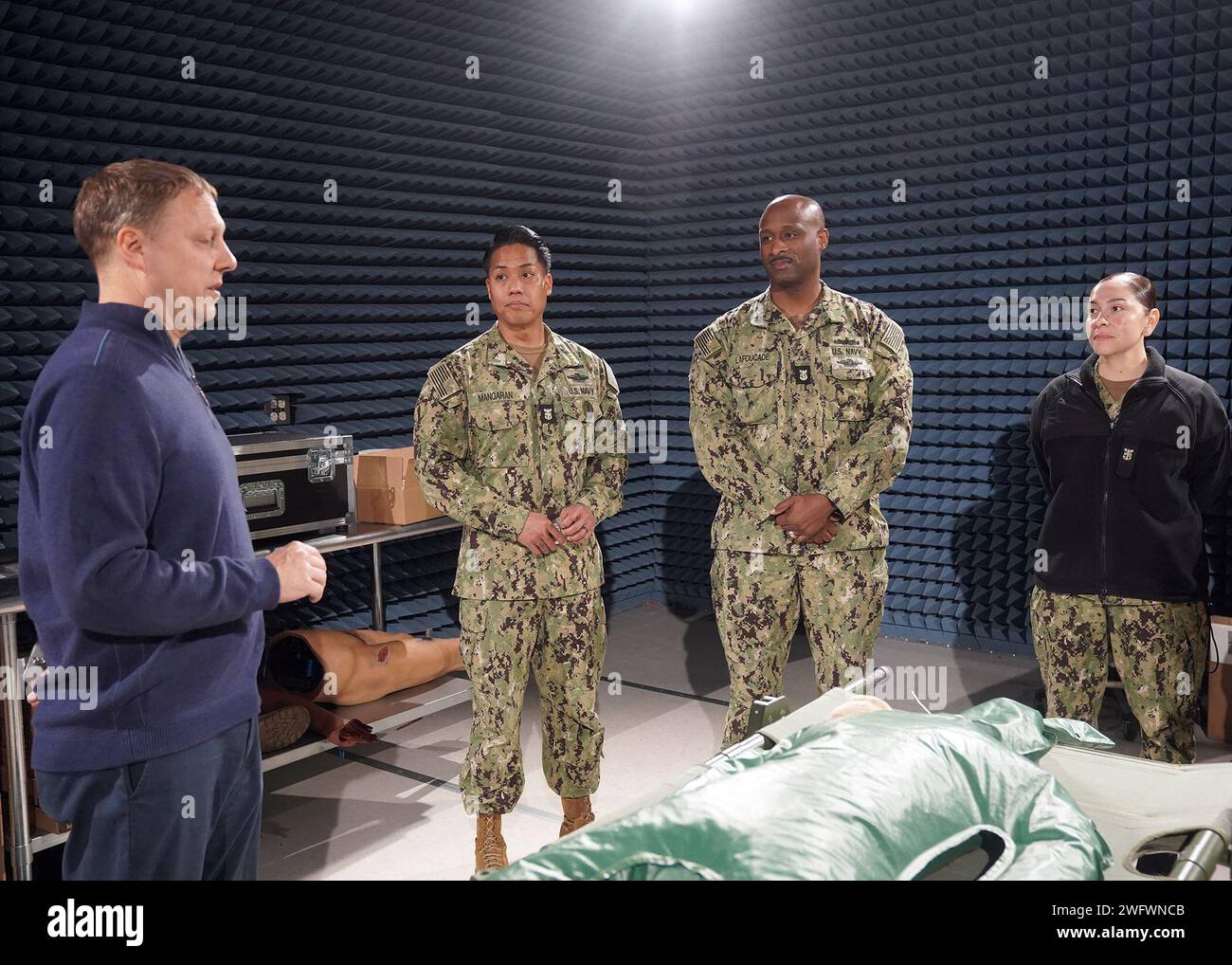 U s navy bureau of medicine and surgery hi-res stock photography and ...