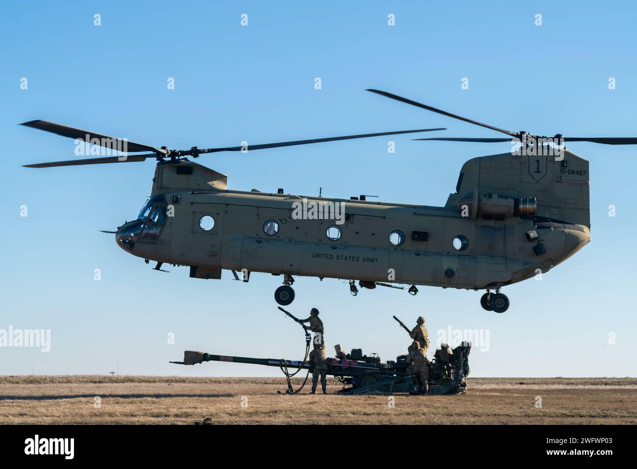 Artillery Soldiers from Charlie Battery, 3rd Battalion, 320th Field ...