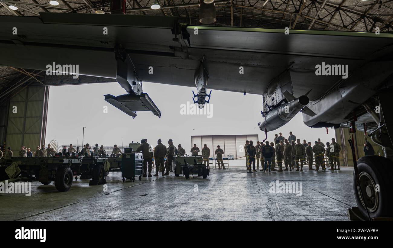 Members from the 25th Fighter Generation Squadron and 36th Fighter ...