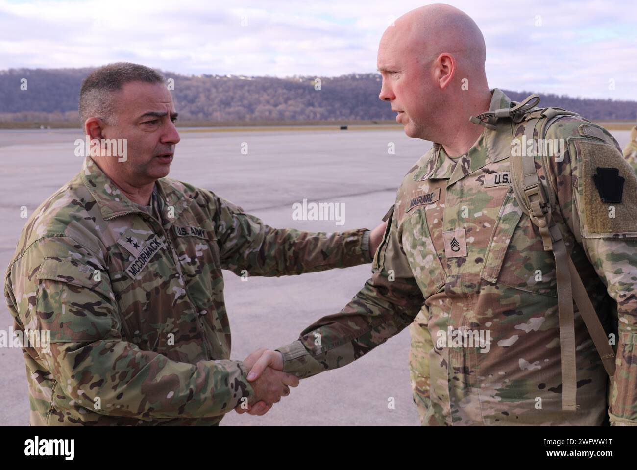 Commanding 28th infantry hi-res stock photography and images - Alamy