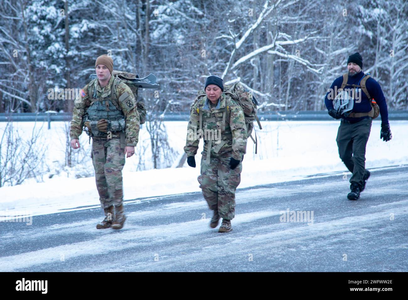 Leaders of the 10th Mountain Division Sustainment Brigade participated ...