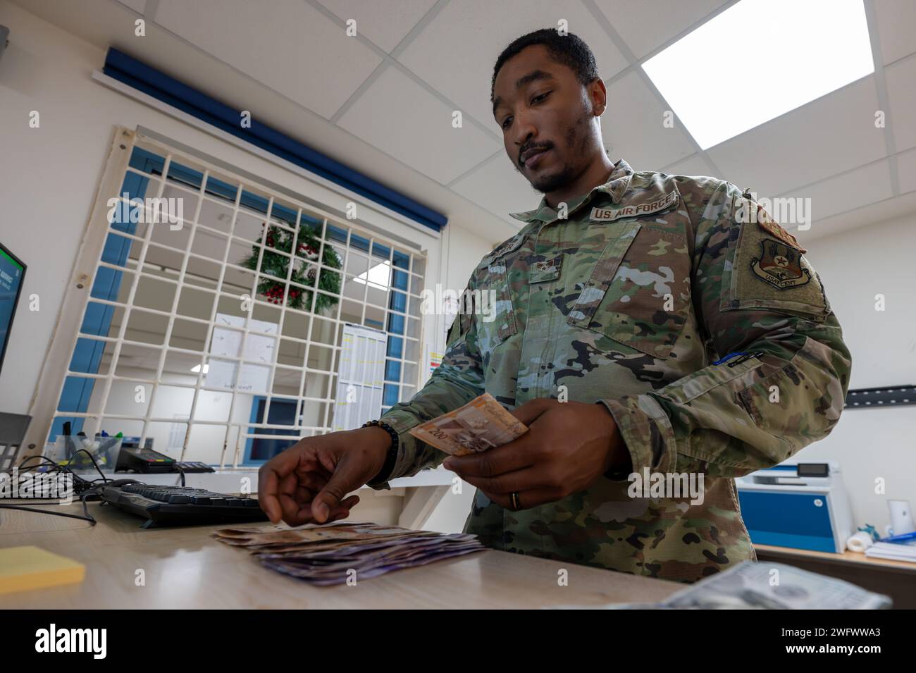 Military finance management hi-res stock photography and images - Alamy