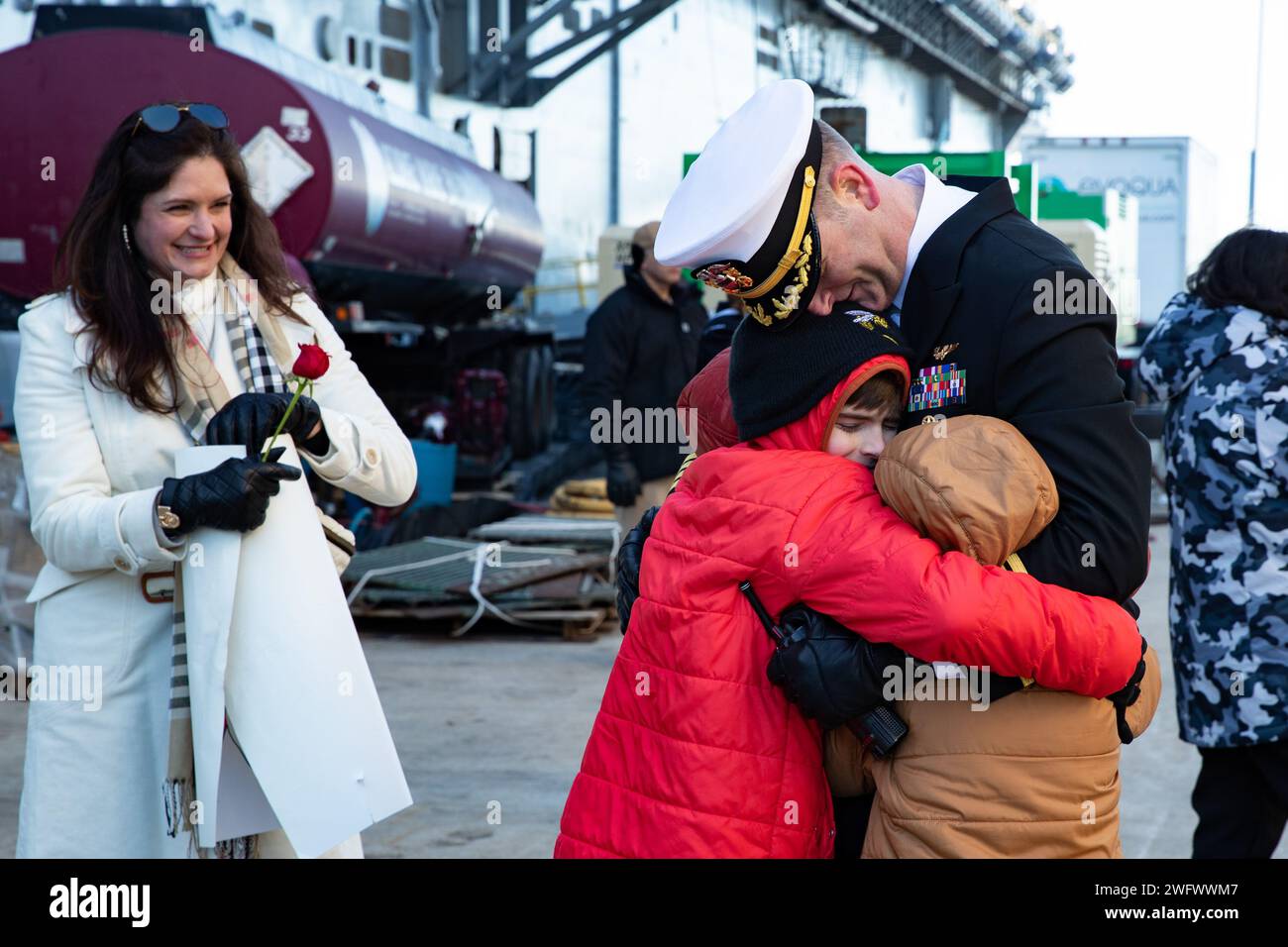 The world’s largest aircraft carrier Gerald R. Ford’s executive officer ...