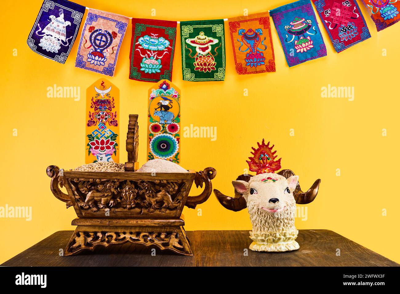 Chemar box hi-res stock photography and images - Alamy