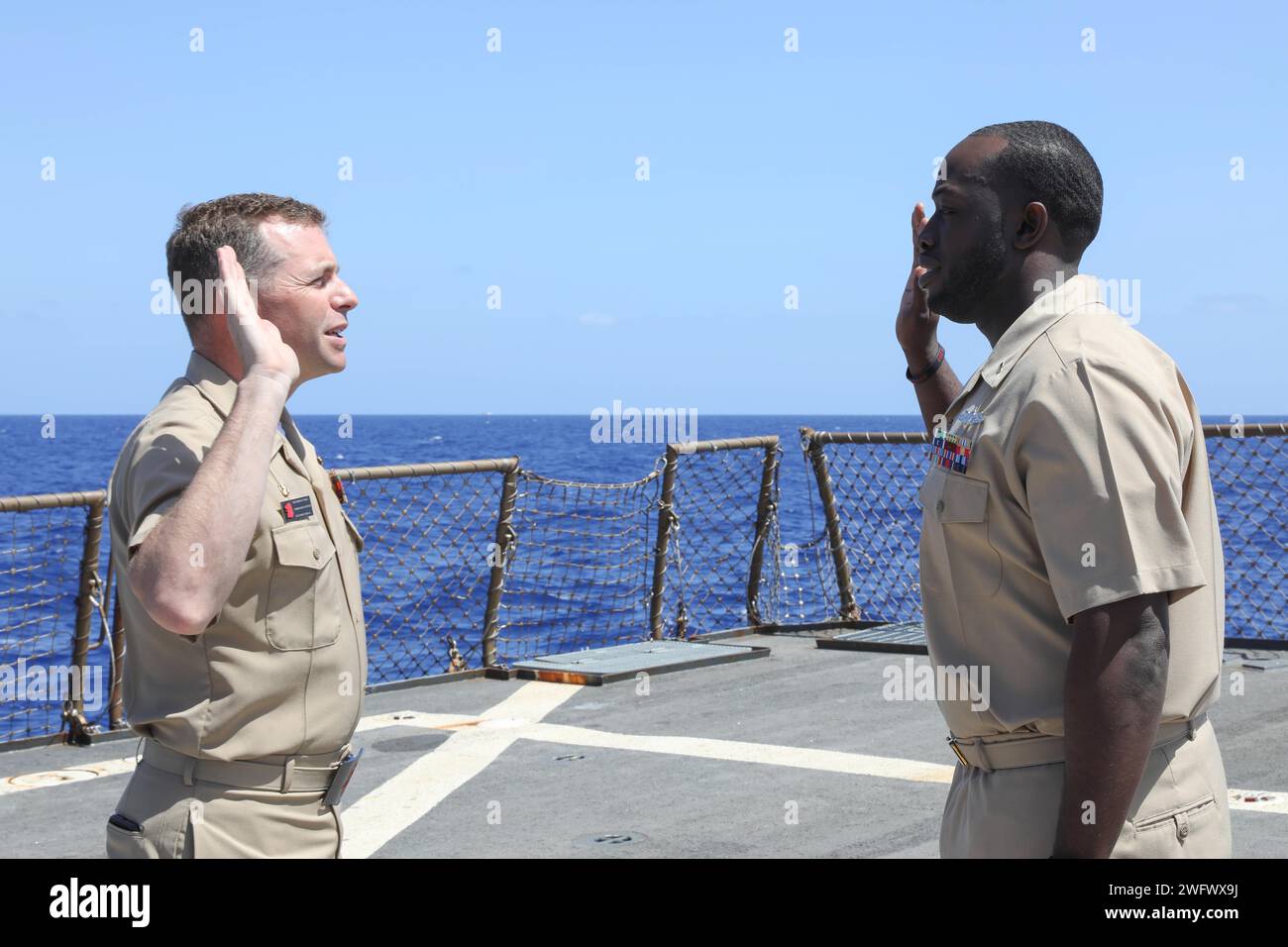 Uss ramage ddg 61 hi-res stock photography and images - Alamy
