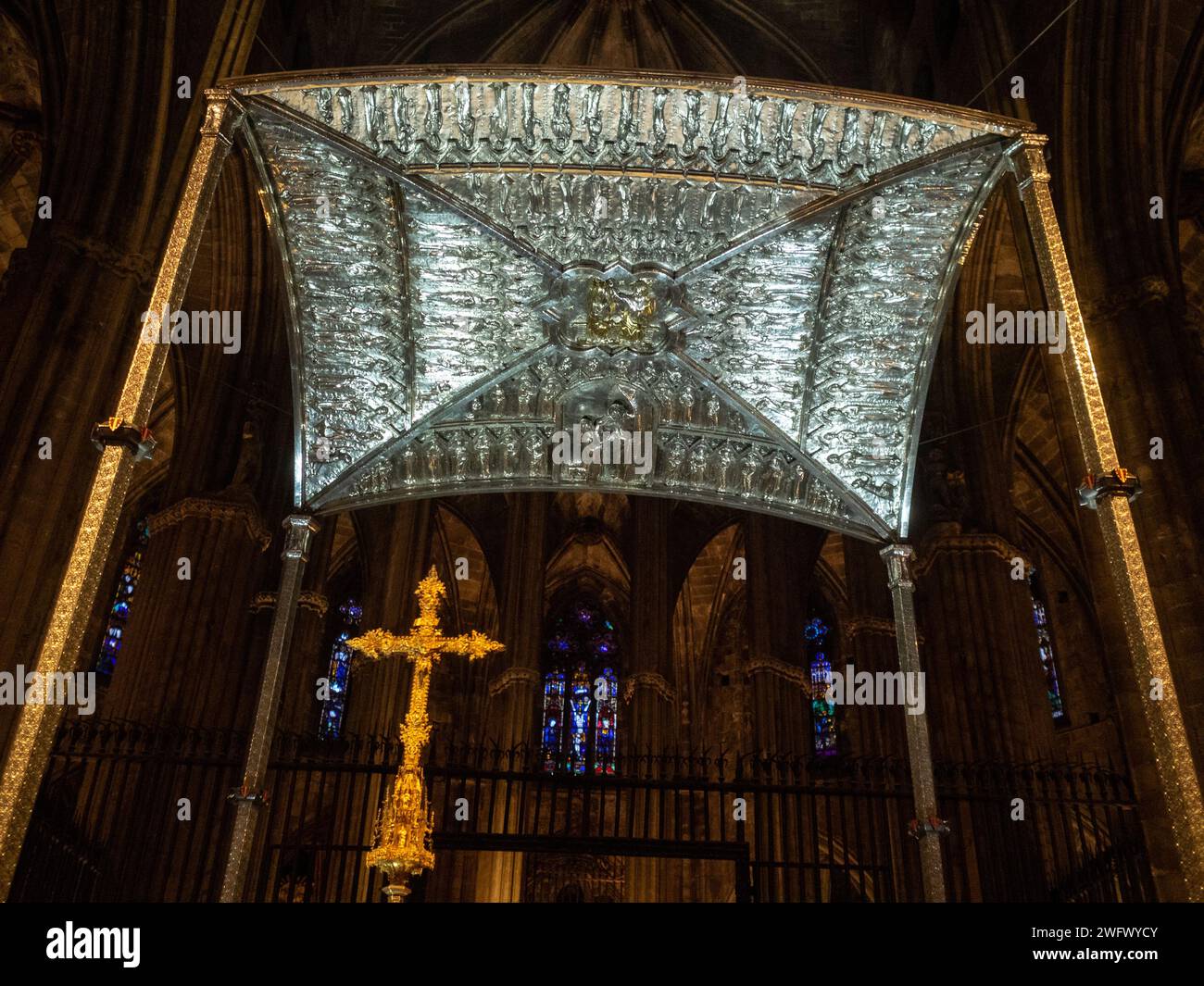Baldachin baldaquin hi-res stock photography and images - Alamy