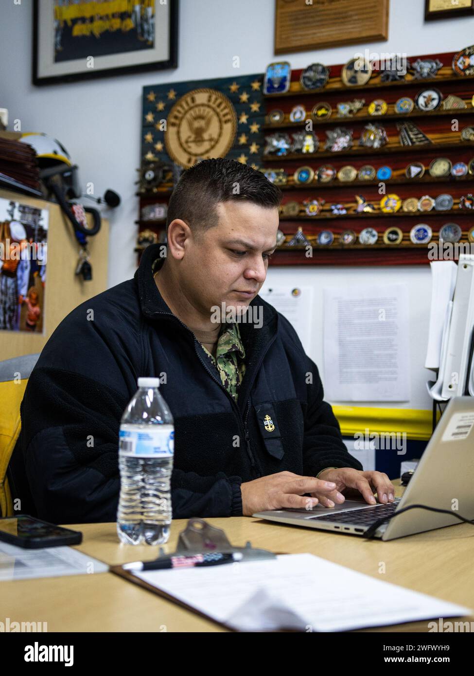 PENSACOLA, Fla. - Chief Aviation Boatswain's Mate David Castro, a Navy ...