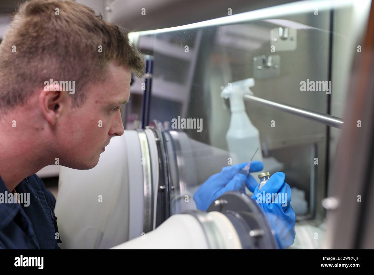 Isolator medical hi-res stock photography and images - Alamy