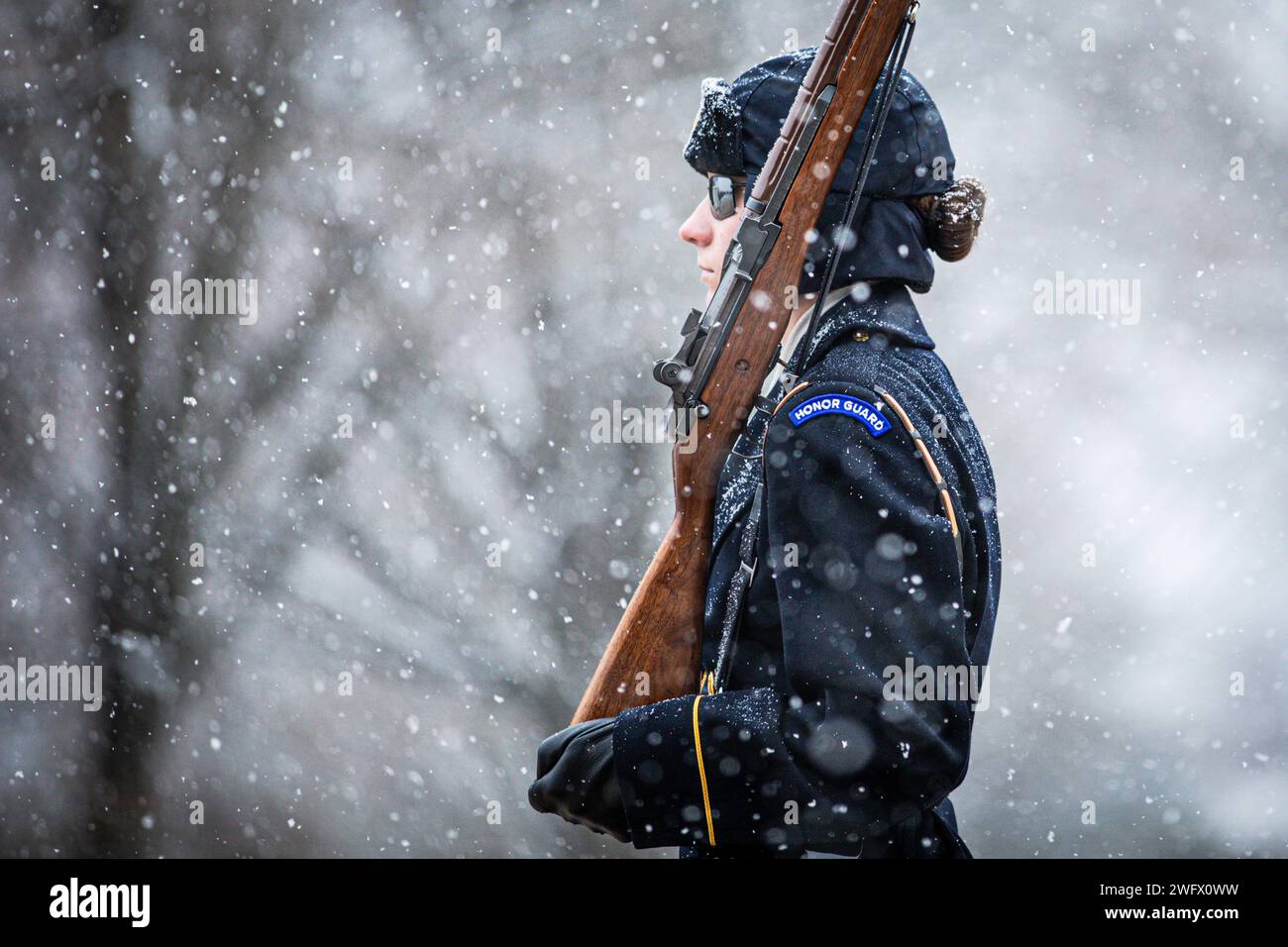 U.S. Army Soldiers with the 4th Battalion, 3d U.S. Infantry Regiment ...