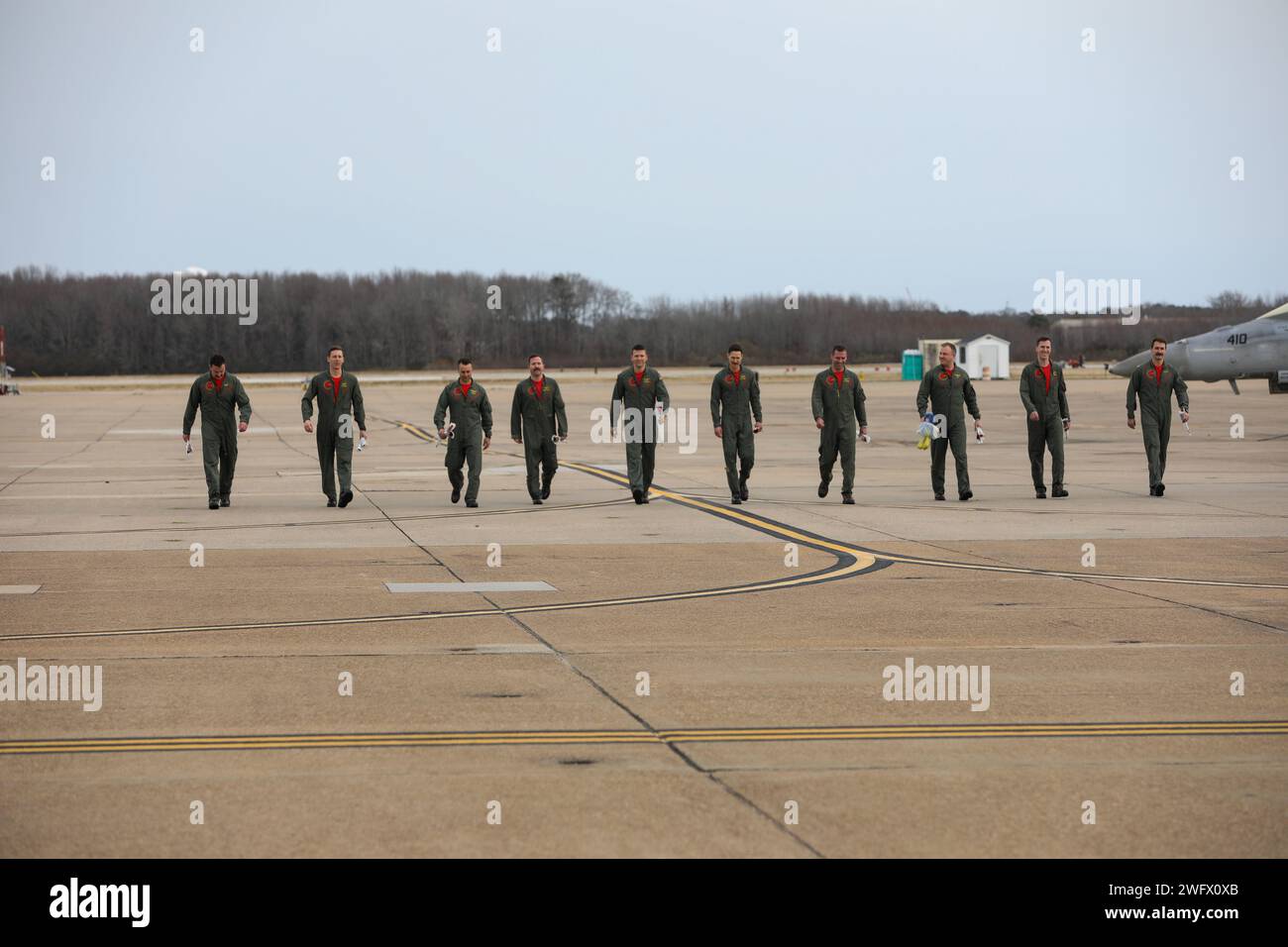 240115-N-YM590-1164 VIRGINIA BEACH, Va. (Jan. 15, 2024)- Pilots ...