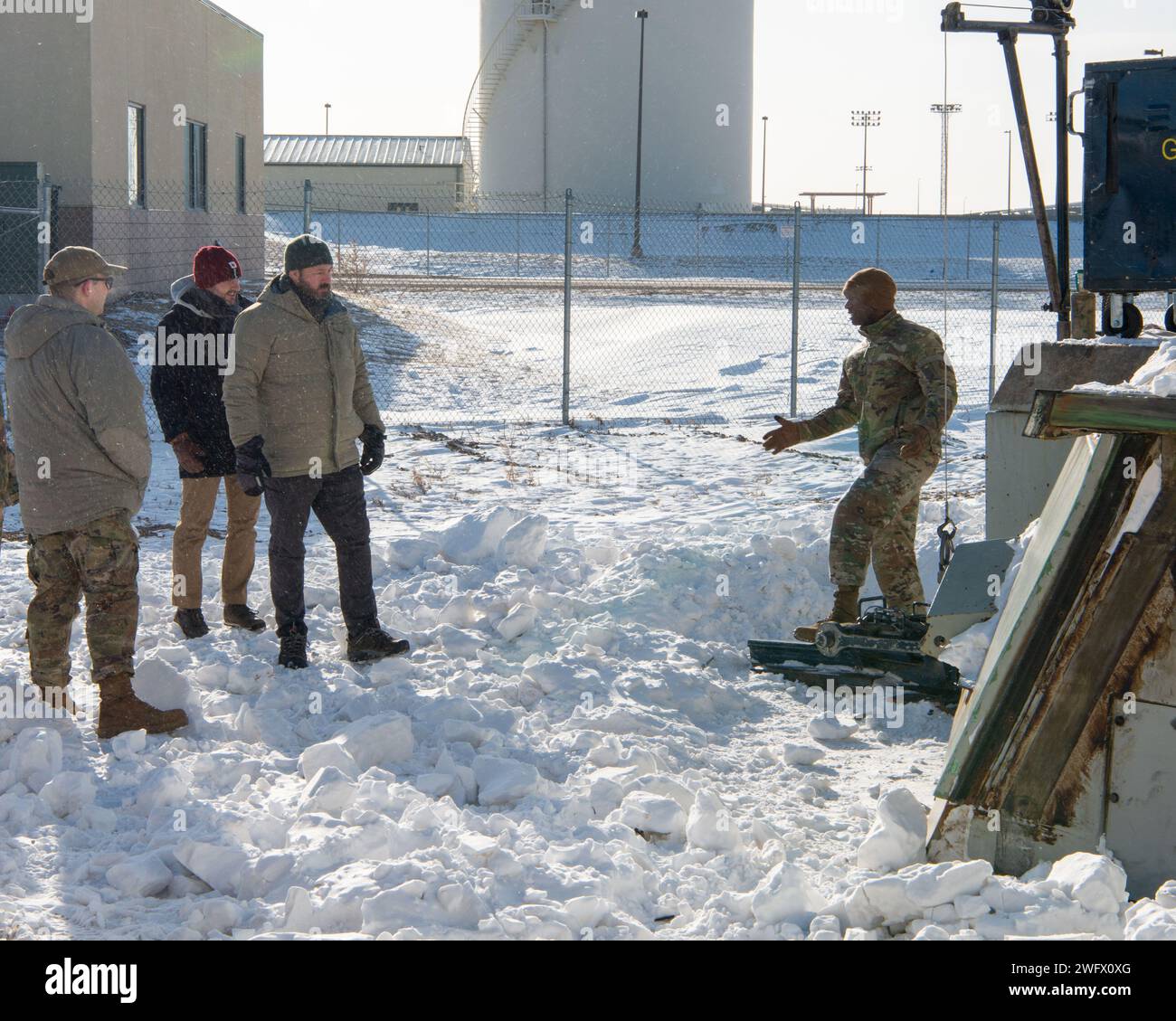 Mechanics explained hi-res stock photography and images - Alamy