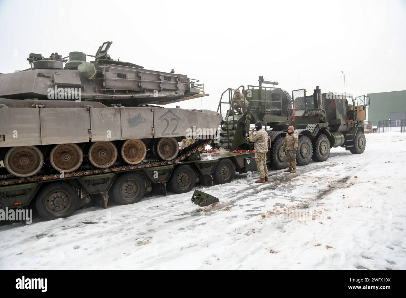 U.S. Army Pfc. Tahj Rephill, Sgt. Darren Kuenzli, and Spc. Miguel Palma ...