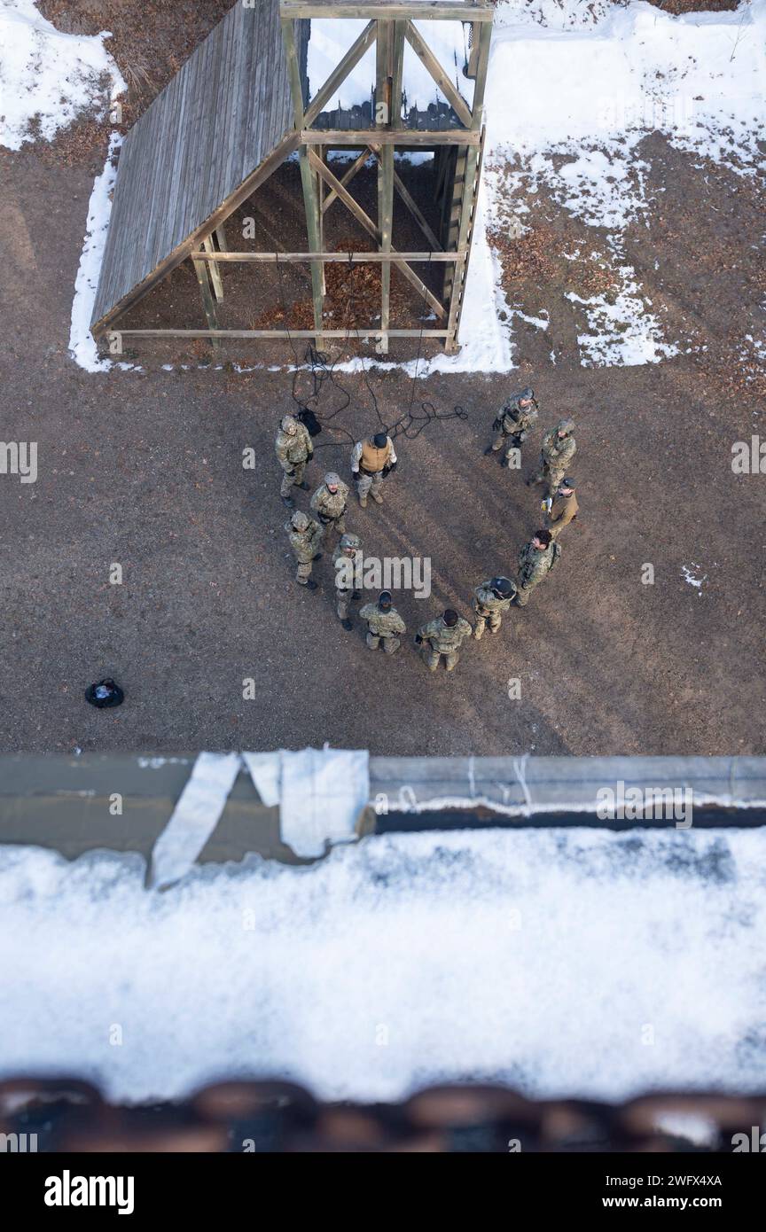 240129-N-LR905-2020 LITTLE FALLS, Minn. (Jan. 29, 2024) – U.S. Navy ...