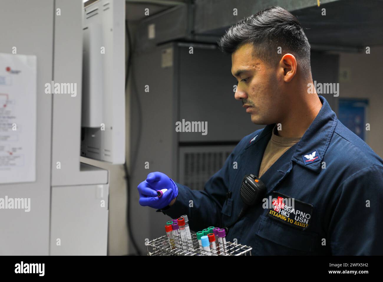 Hematology analyzer hi-res stock photography and images - Alamy