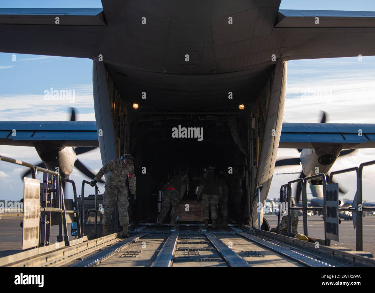 Combat offload method b hi-res stock photography and images - Alamy