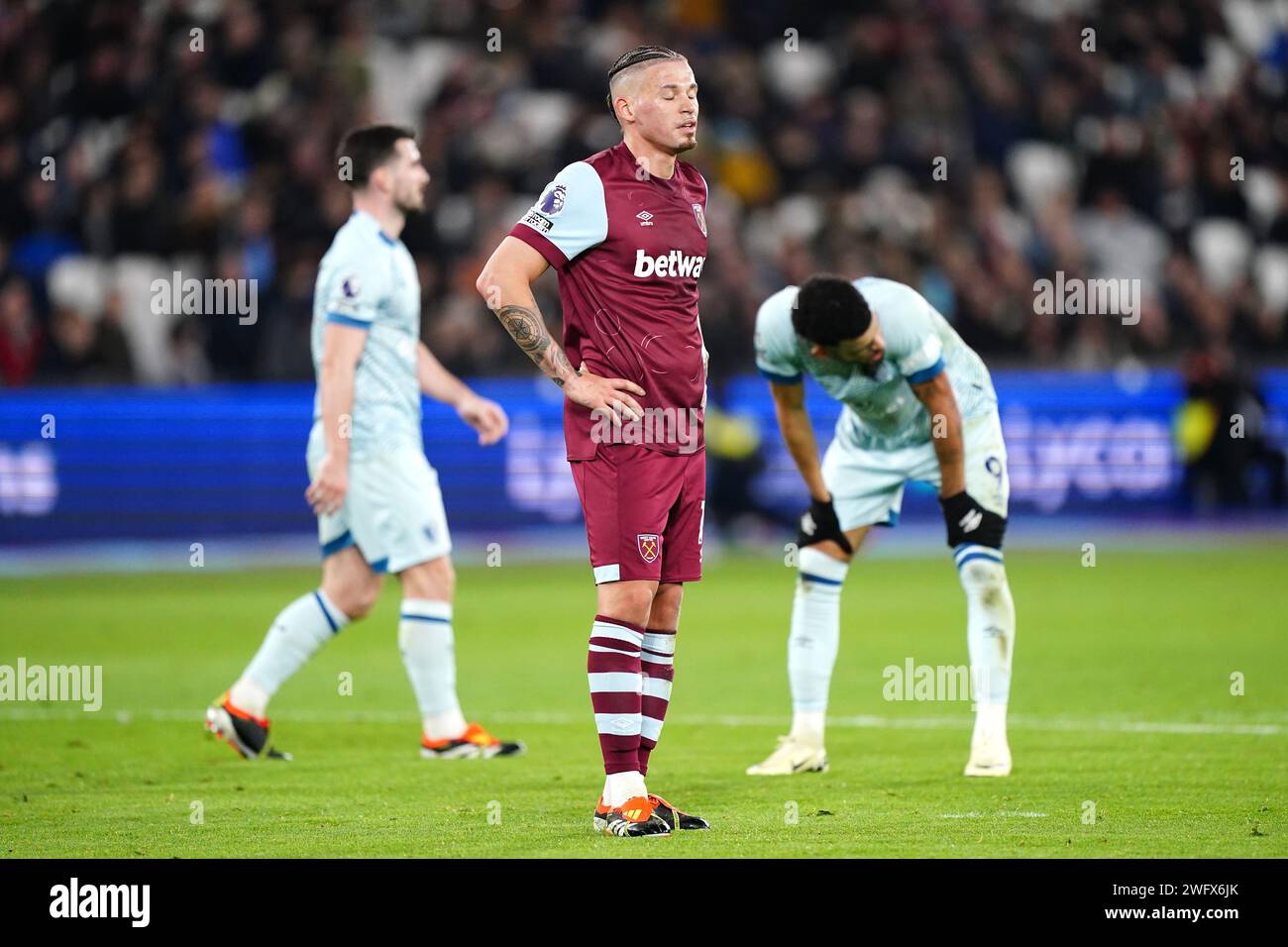 West Ham United's Kalvin Phillips looks frustrated during the Premier ...