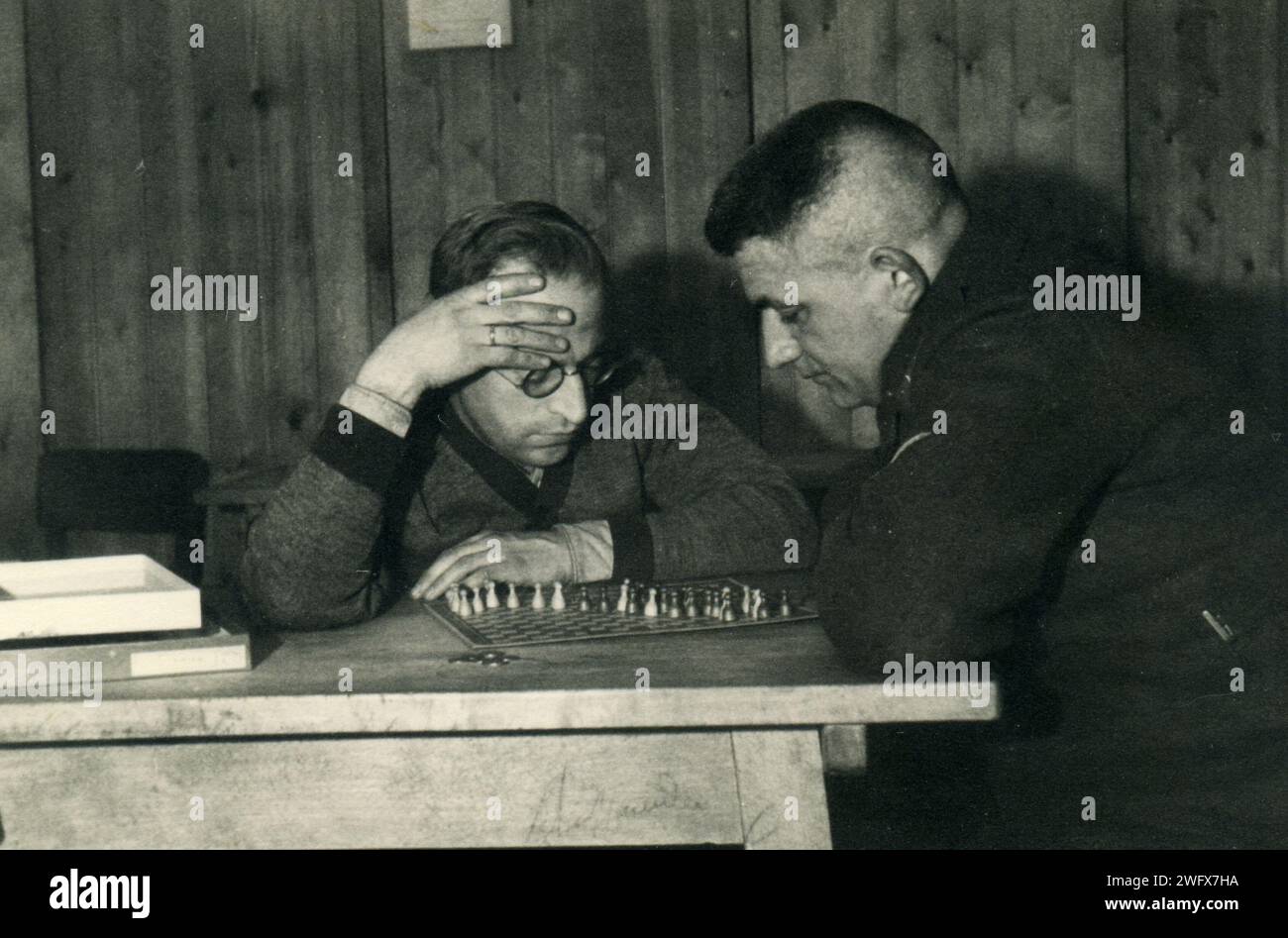 wwii - second world war, German soldiers playing checkers, Germany ...