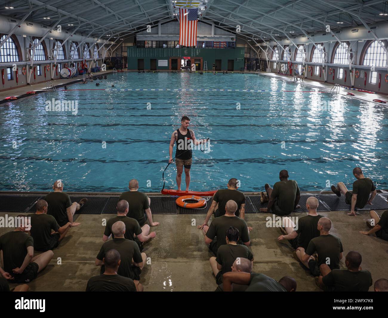 Recruits with Hotel Company, 2nd Recruit Training Battalion, receive ...