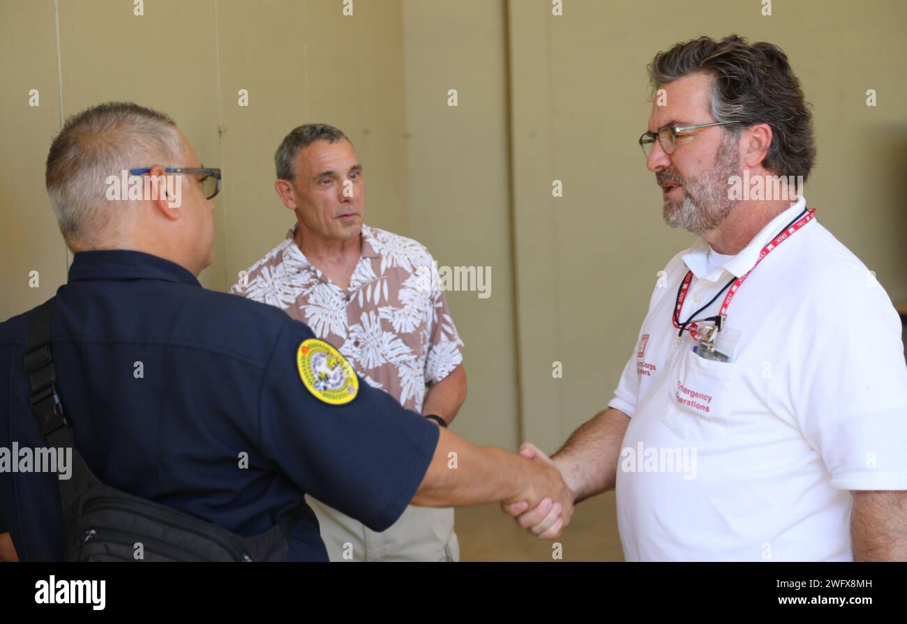 Helping hands agencies hi-res stock photography and images - Alamy