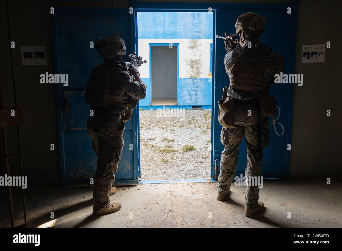 U.S. Marines with Battalion Landing Team 1/1, 31st Marine Expeditionary ...
