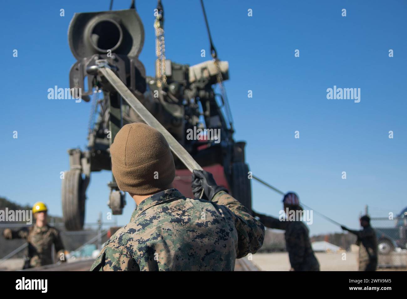 A U.S. Marine with Romeo Battery, Battalion Landing Team 1/8, 24th ...