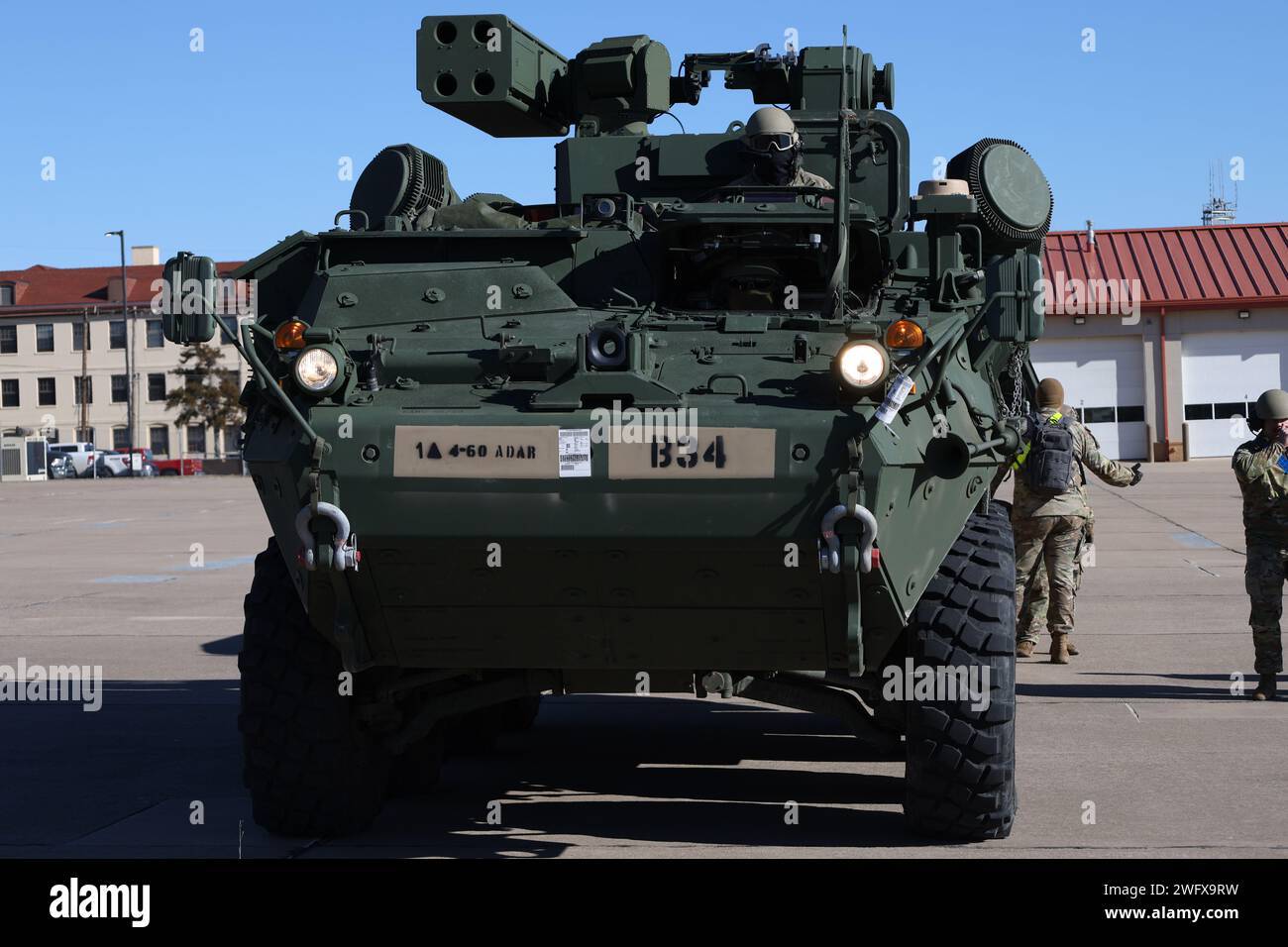 Soldiers from the 4th Battalion, 60th Air Defense Artillery Regiment ...