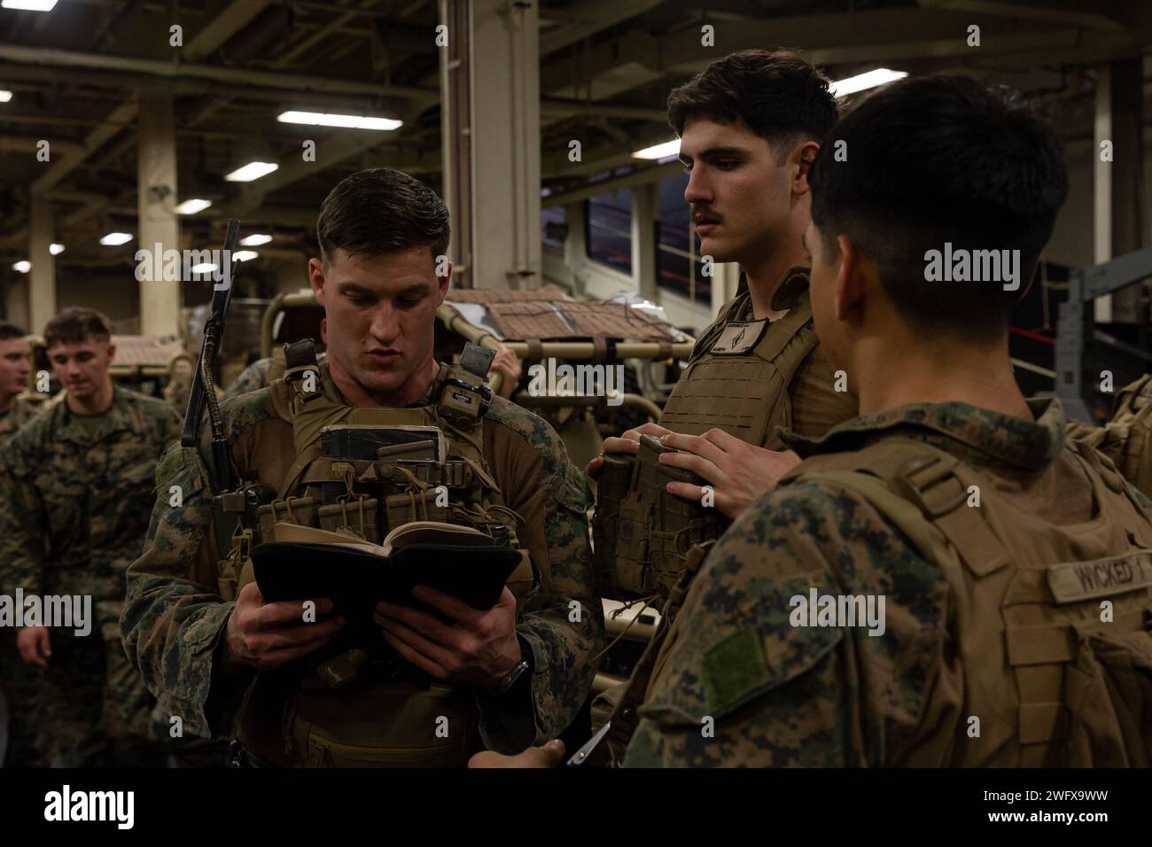 U.S. Marines with Battalion Landing Team 1/1, 31st Marine Expeditionary ...