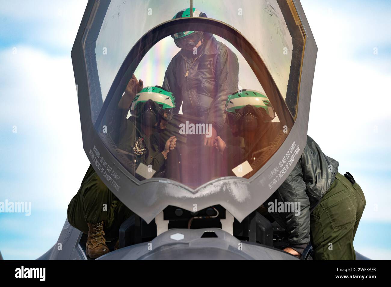 U.S. Marines assigned to Marine Corps Air Station Yuma, Arizona ...