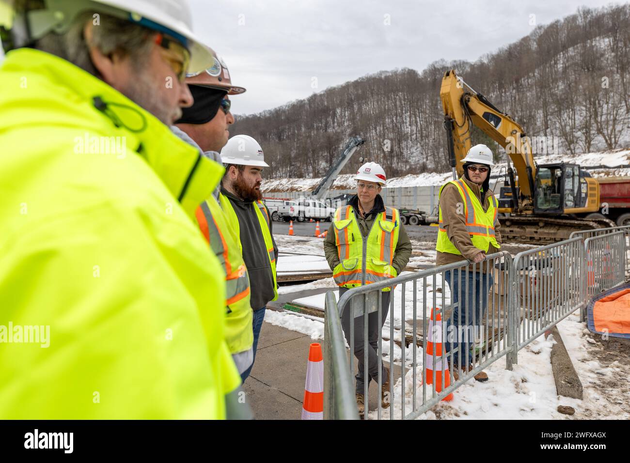 Infrastructure construction pittsburgh hi-res stock photography and ...