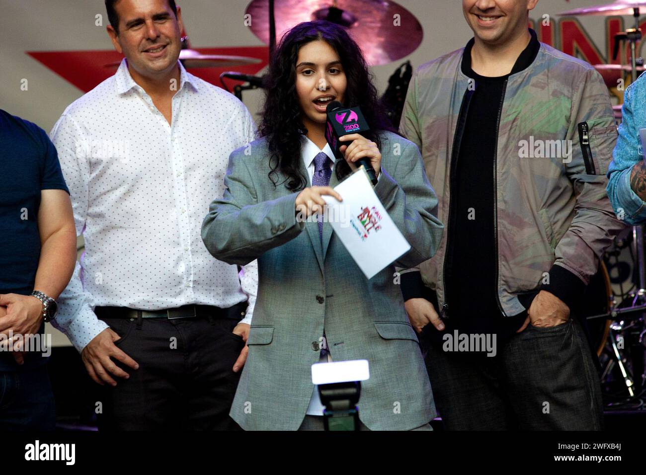 Jingle ball 2018 hi-res stock photography and images - Alamy
