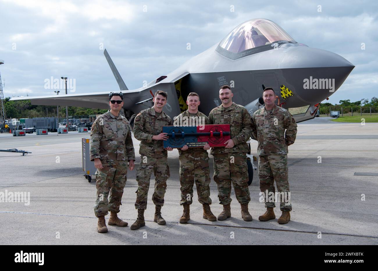 U.S. Air Force Airmen from the 4th Fighter Generation Squadron ...