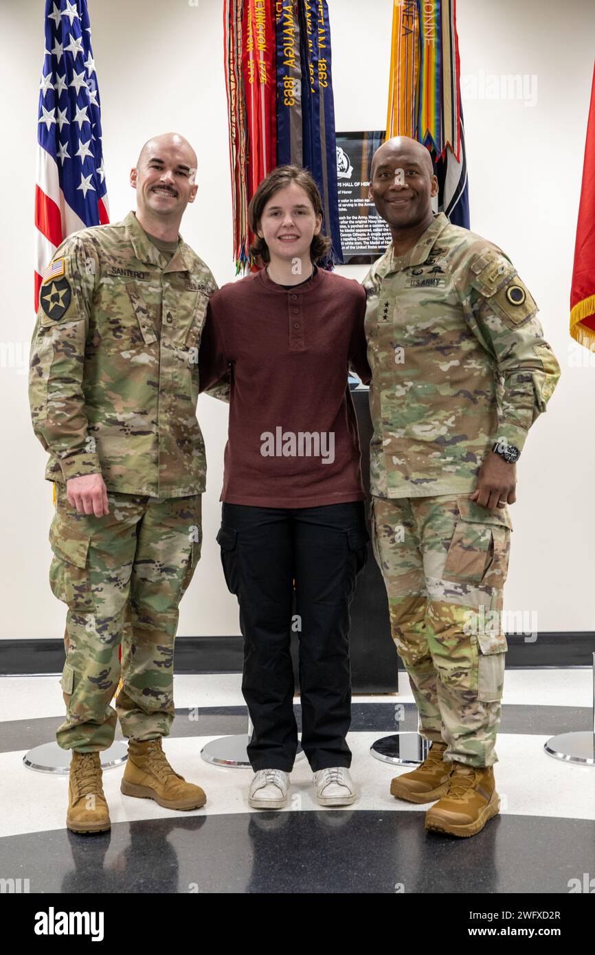 Lt gen dolan hi-res stock photography and images - Alamy