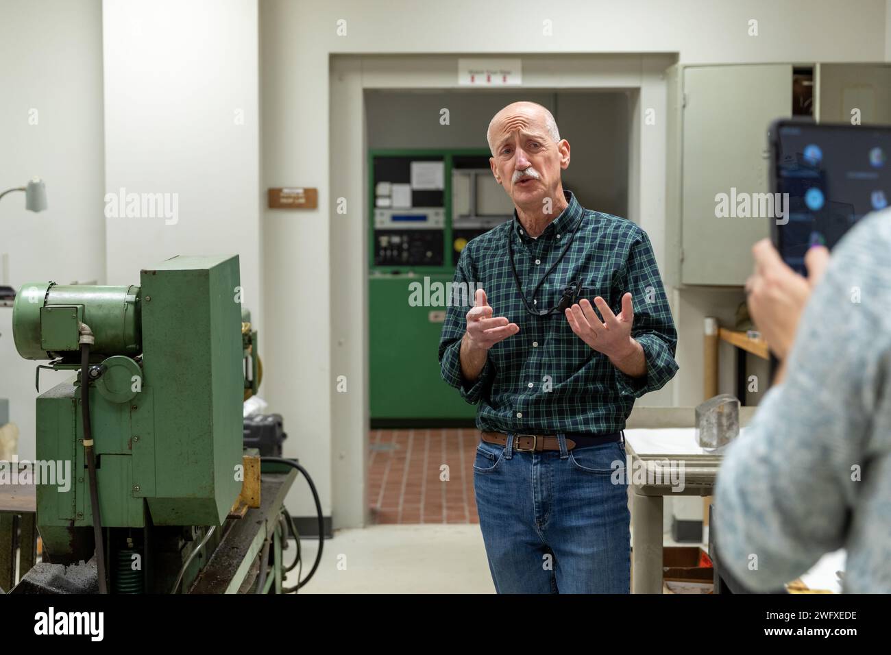 Surface acquisition logistics center hi-res stock photography and ...