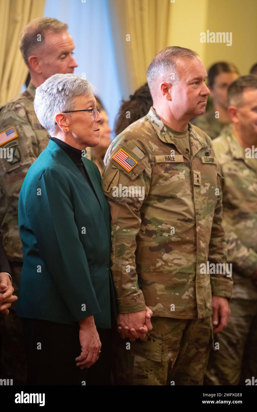 U.S Army Chief of Staff of the Army Gen. Randy A. George hosts the ...