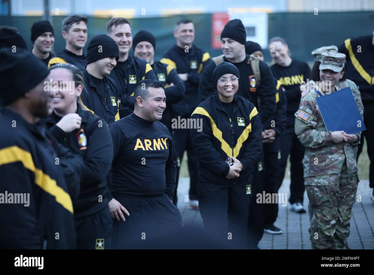 U.S. Army Soldiers assigned to U.S. Army Southern European Task Force ...