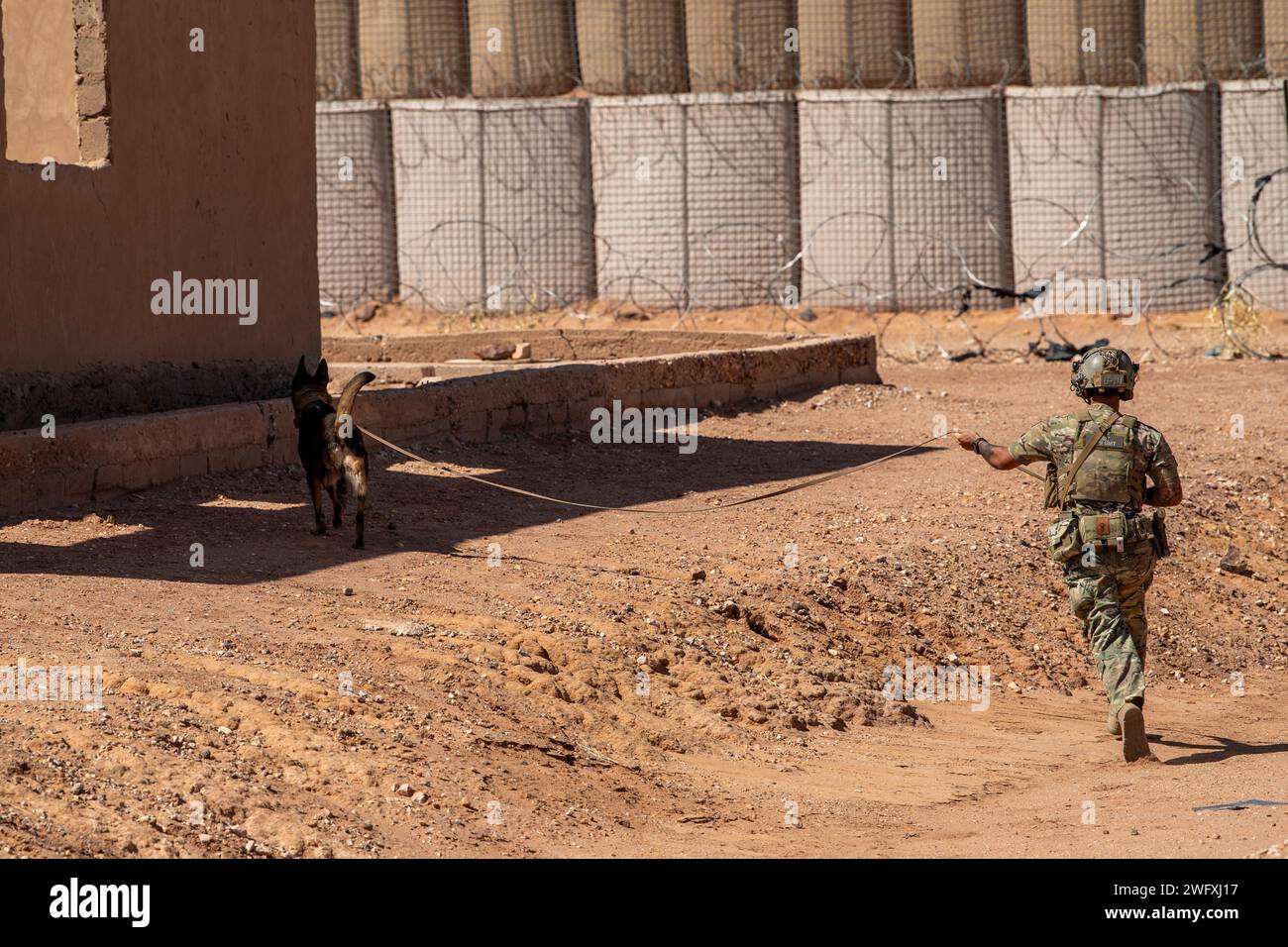 406 aew hi-res stock photography and images - Alamy