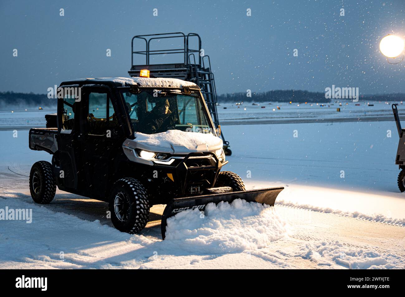 Senior Airman Brandon Parker, 911th Aircraft Maintenance Squadron crew ...