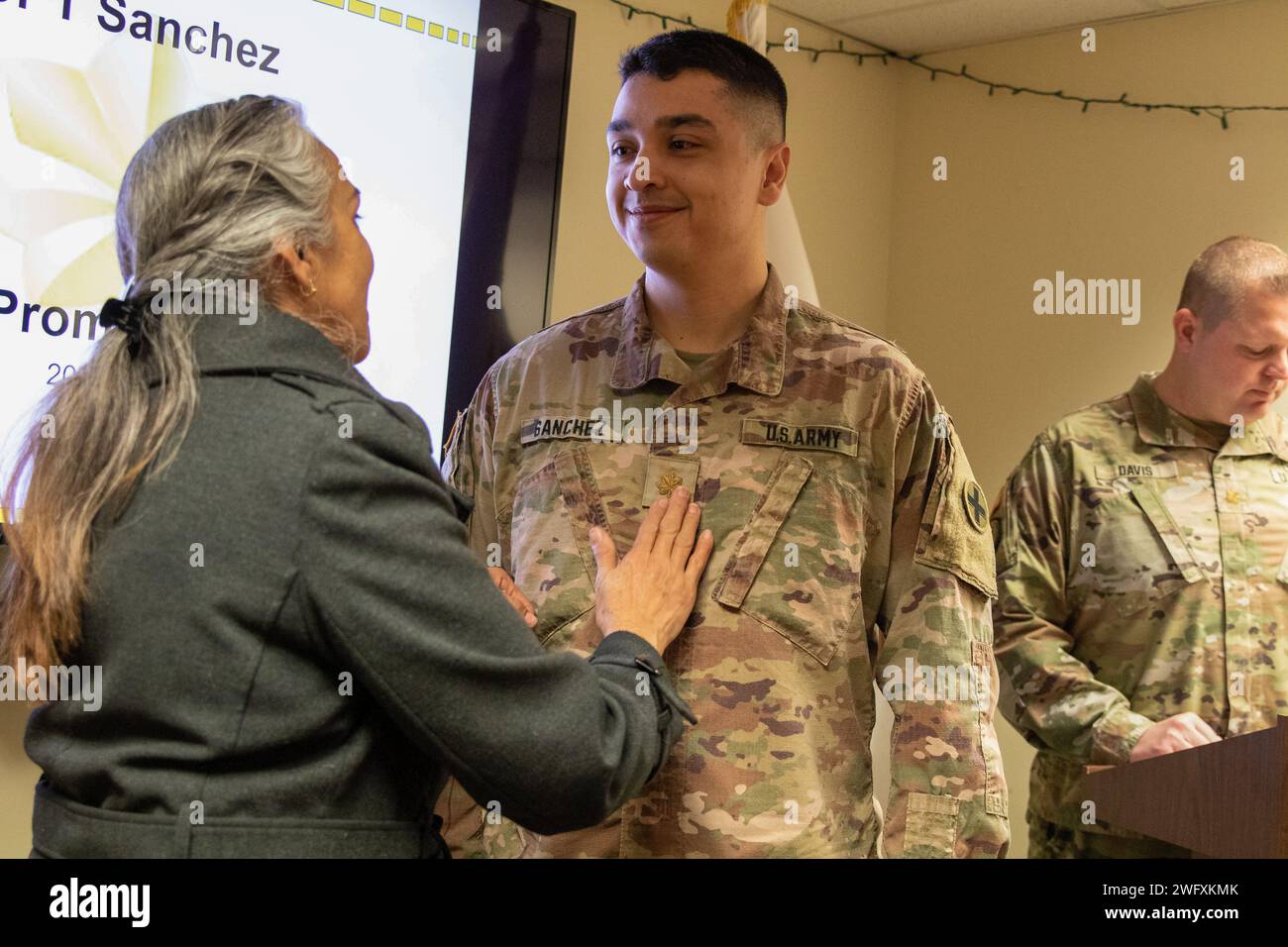 The Illinois Army National Guard’s Andrew Sanchez of Chicago was ...