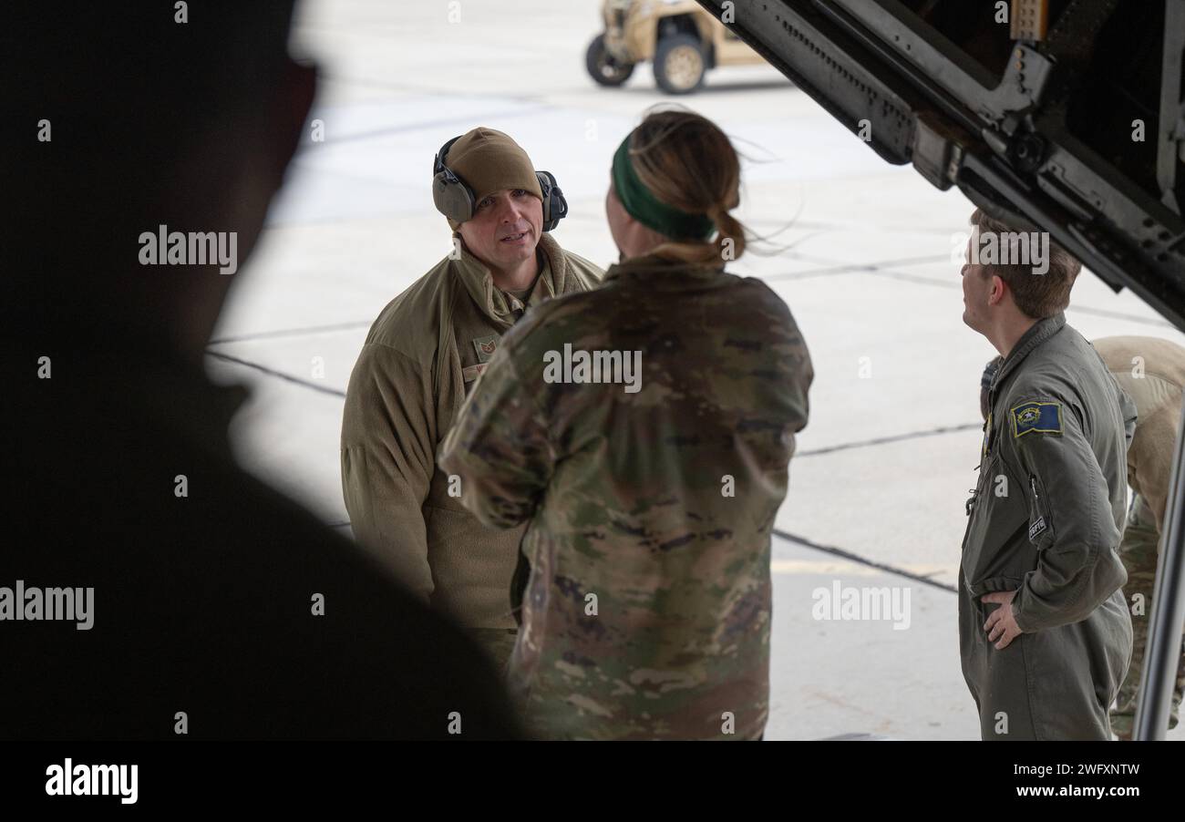 Airmen with the 152nd Airlift Wing, Nevada Air National Guard and the ...