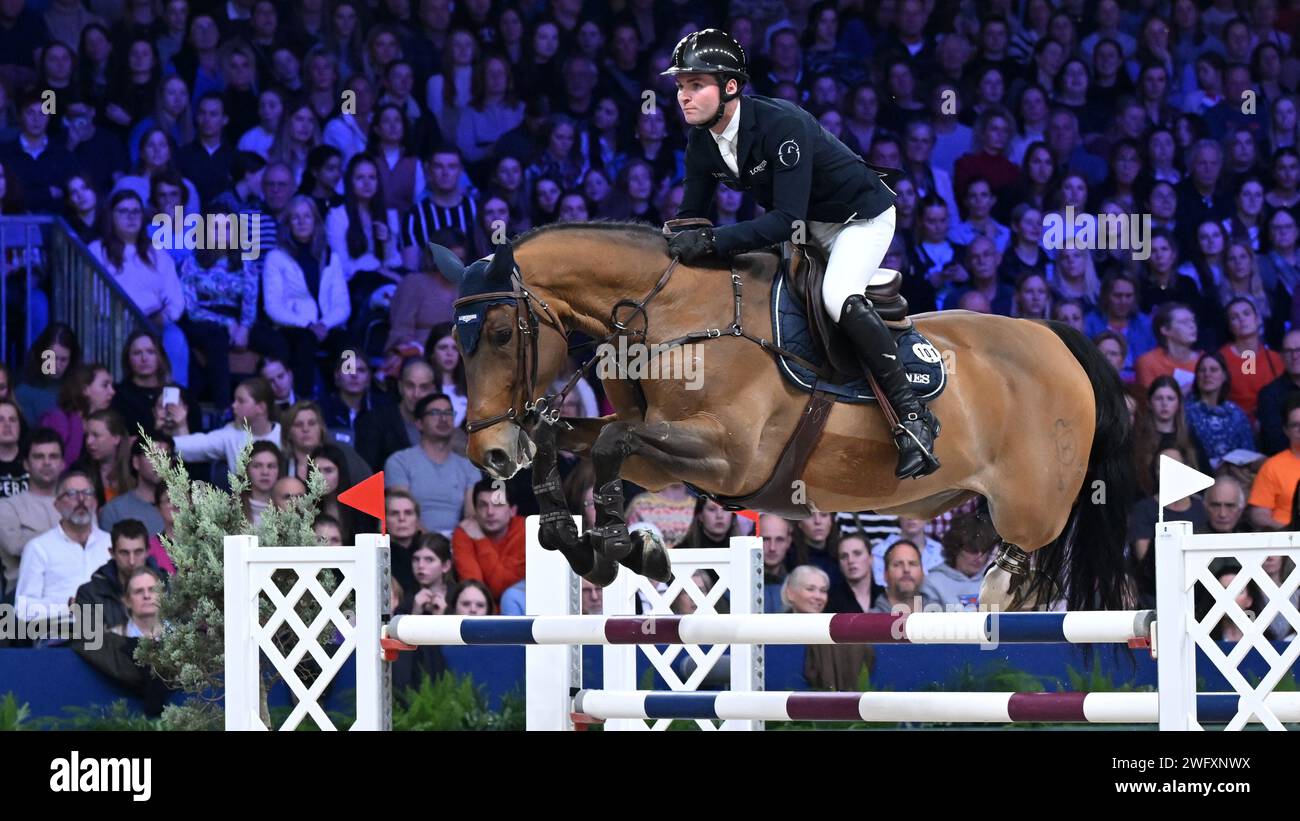 AMSTERDAM - Bryan Balsiger with Quintino 9 during the Longines FEI ...