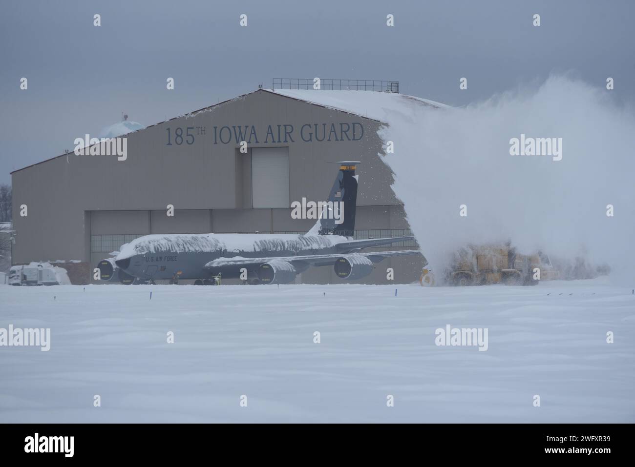Members of the Iowa Air National Guard’s 185th Air Refueling Wing Civil ...
